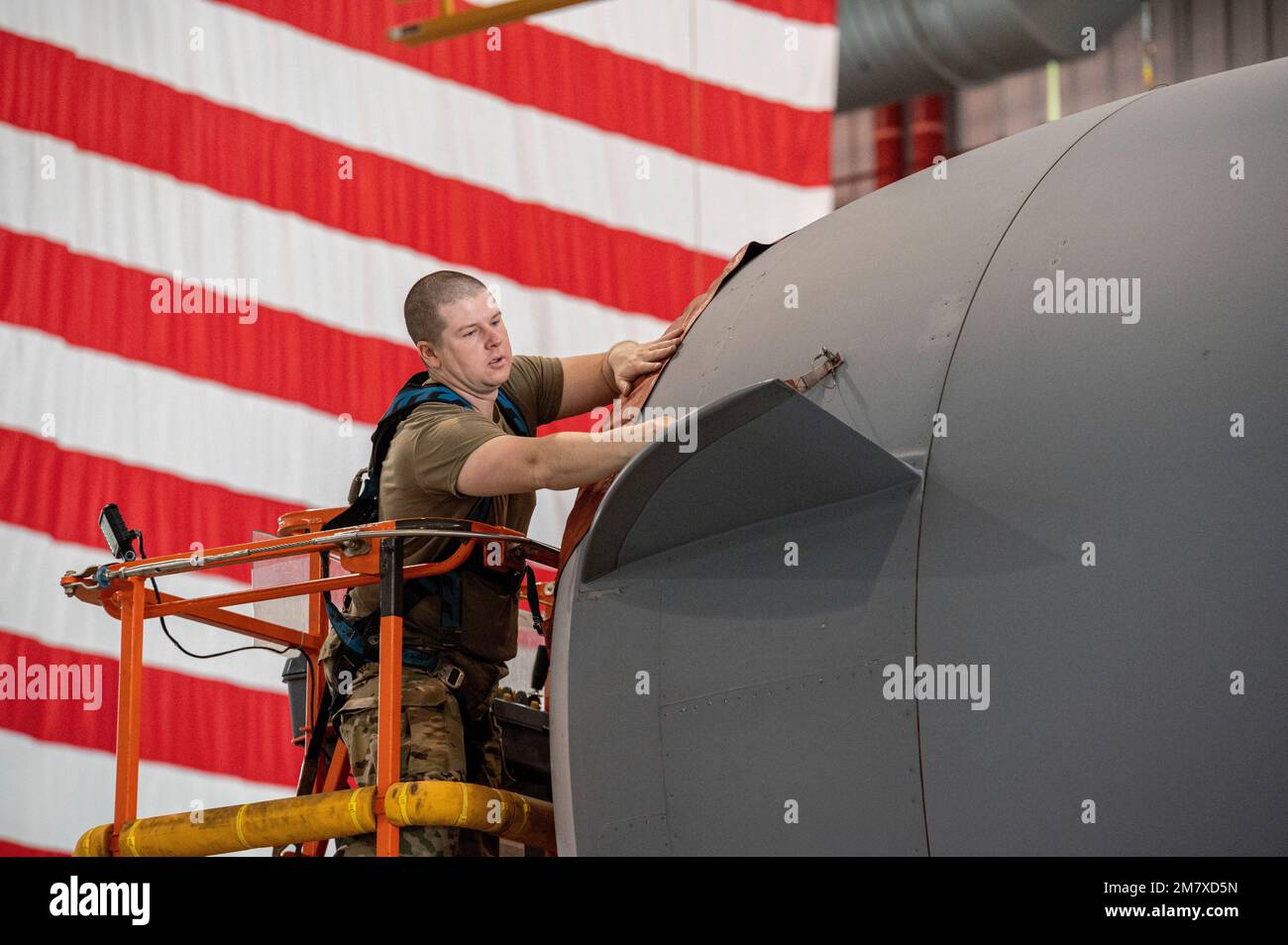 Aircraft inlet cover hi-res stock photography and images - Alamy