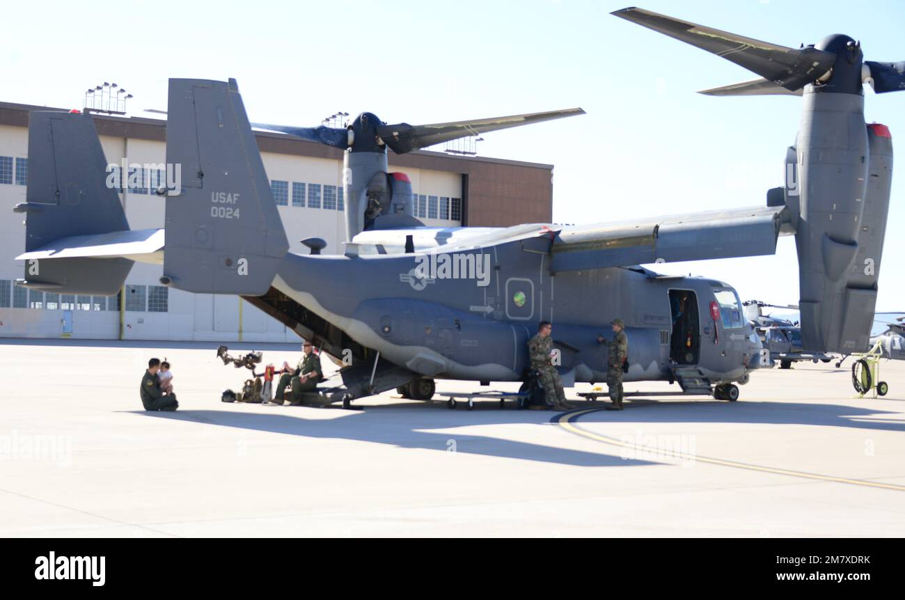 Members of the 150th and 58th Special Operations Wings show their ...