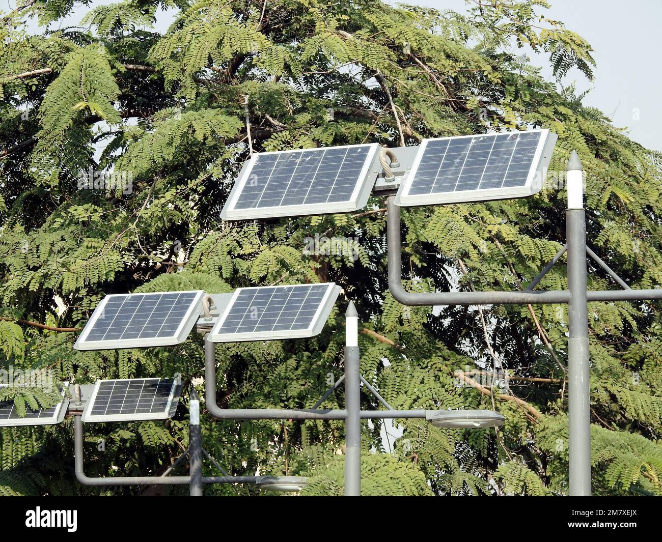 Lamp powered by the sun hi-res stock photography and images - Alamy