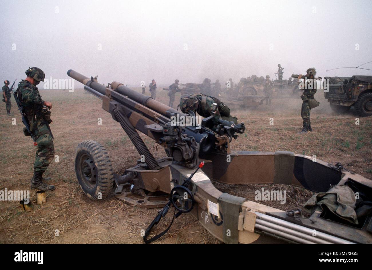 82nd airborne division artillery hi-res stock photography and images ...