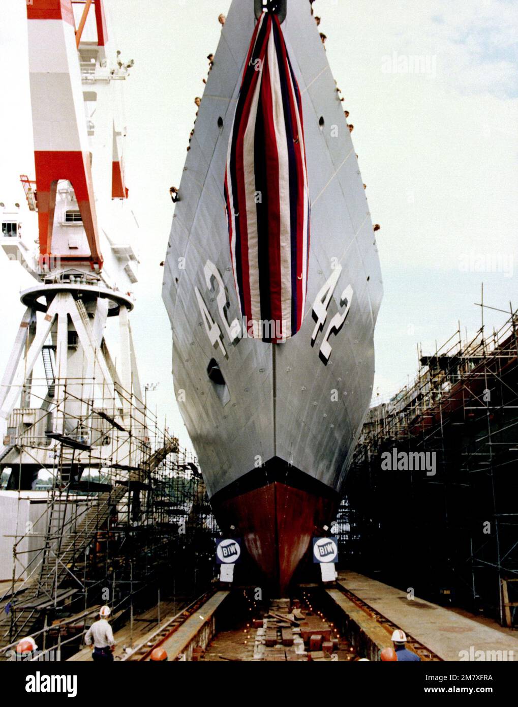 A bow view of the guided missile frigate KLAKRING (FFG-42) during ...