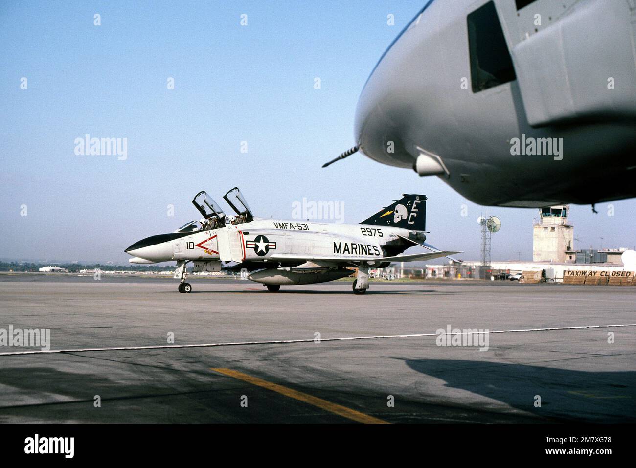 Rf 4b phantom ii hi-res stock photography and images - Alamy