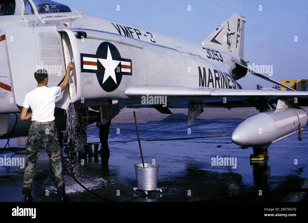 Marine corps rf 4b hi-res stock photography and images - Alamy