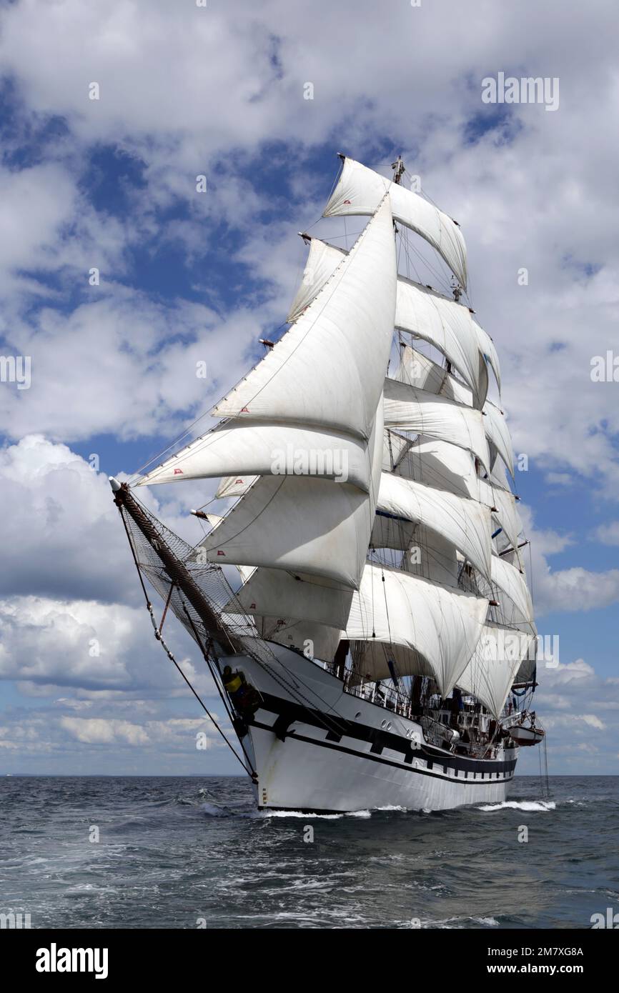 Venezuelan tall ship Simon Bolivar, race start, Torbay, 2016 Stock ...