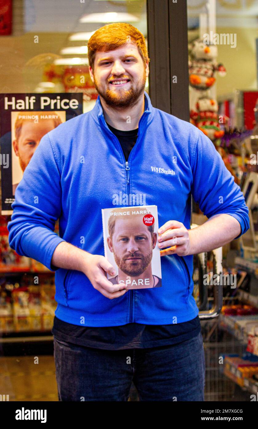 Whsmith 2023 hi-res stock photography and images - Alamy