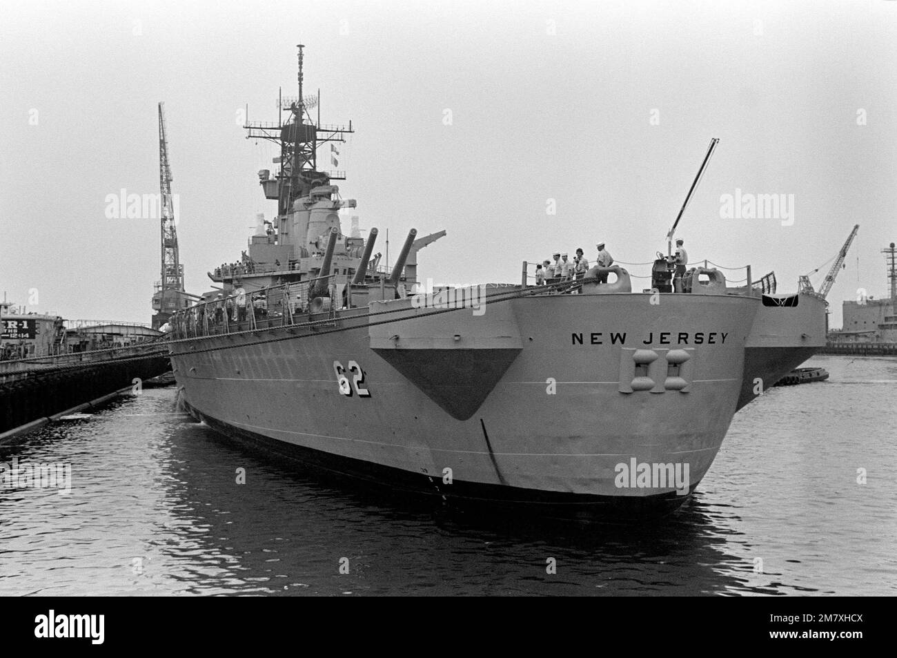 Long beach naval shipyard Black and White Stock Photos & Images - Alamy