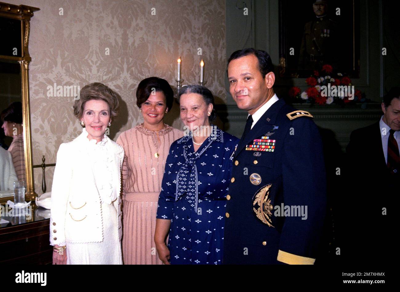 First Lady Nancy Reagan, left, poses with Major General Jerry Curry ...
