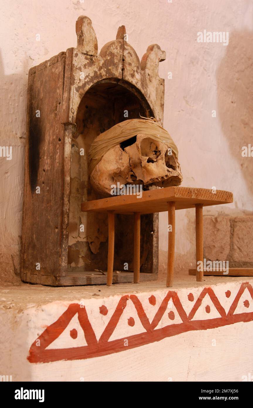 Santos cinco senores de cusarare hi-res stock photography and images ...