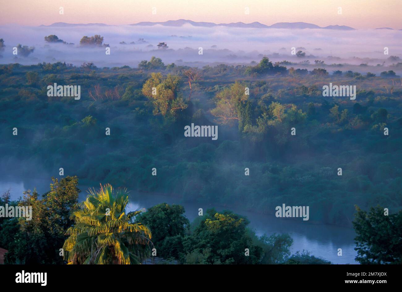 Mexico, Chihuahua, Sierra Madre Occidenta Sinaloa, El Fuerte river ...