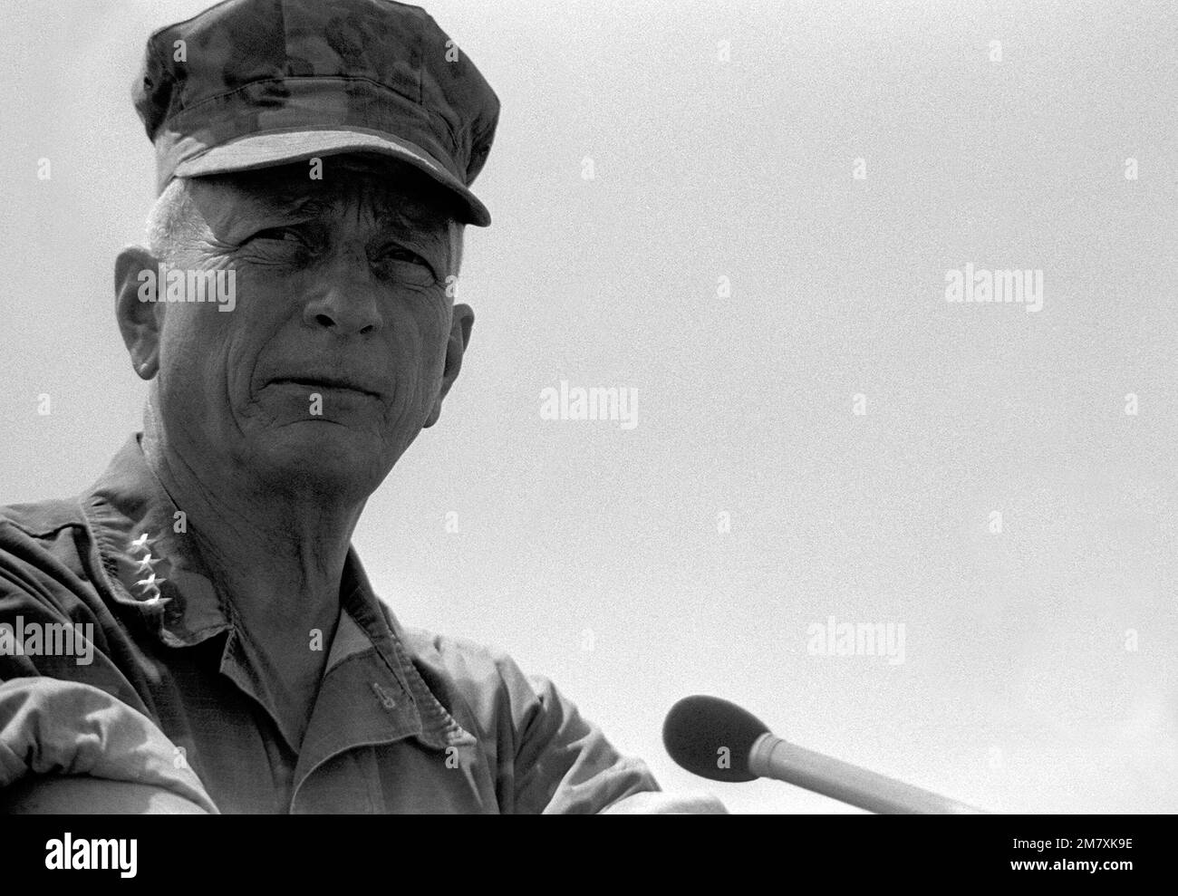 General Robert H. Barrow, Commandant of the Marine Corps, speaks to ...