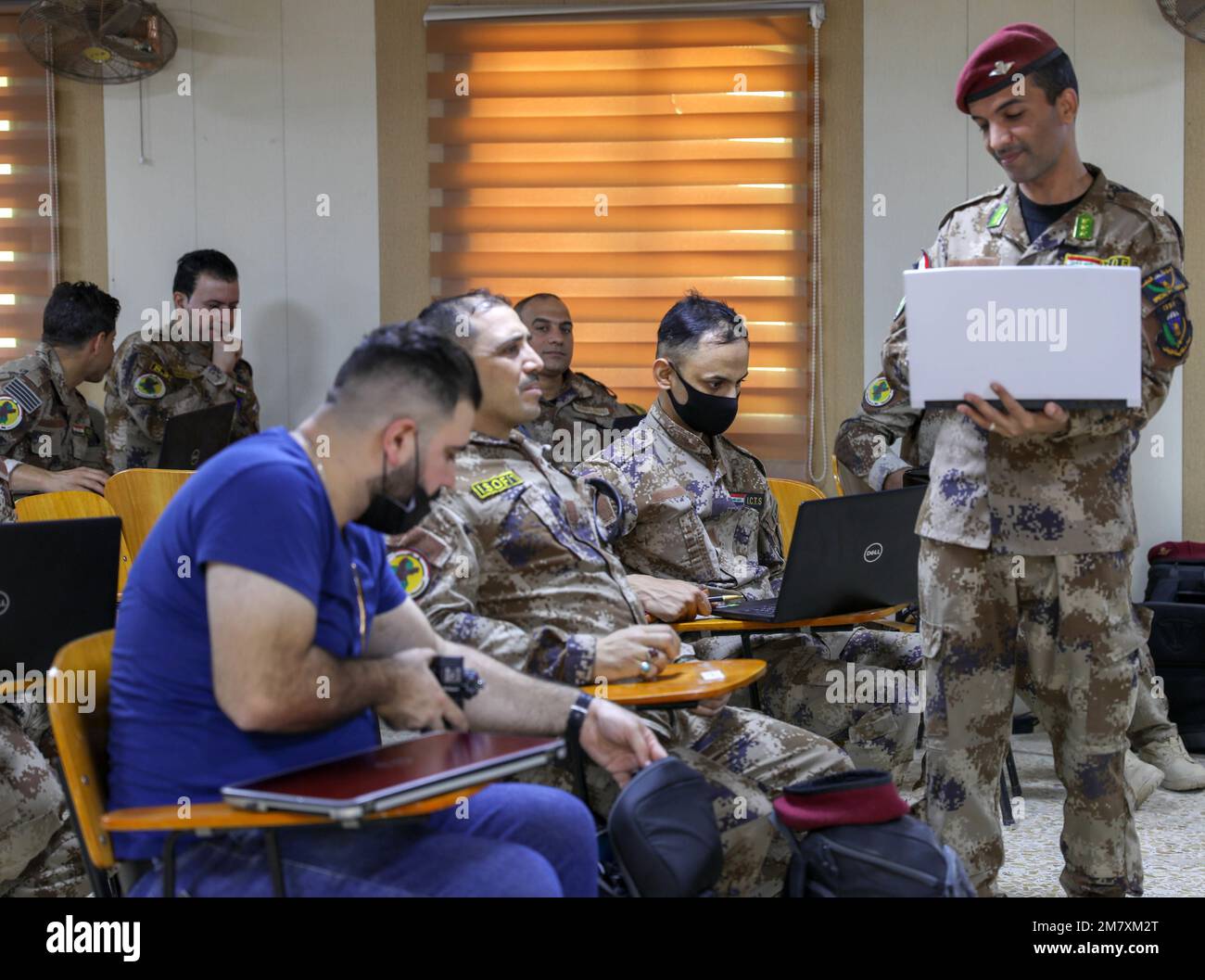 An Iraqi Counter Terrorism Service (ICTS) senior enlisted service ...