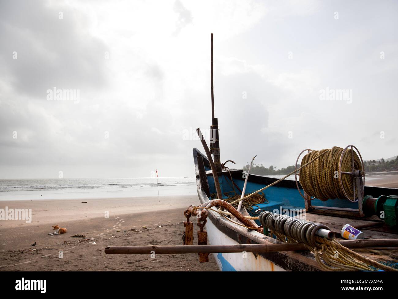 Fishing boats in goa hi-res stock photography and images - Alamy