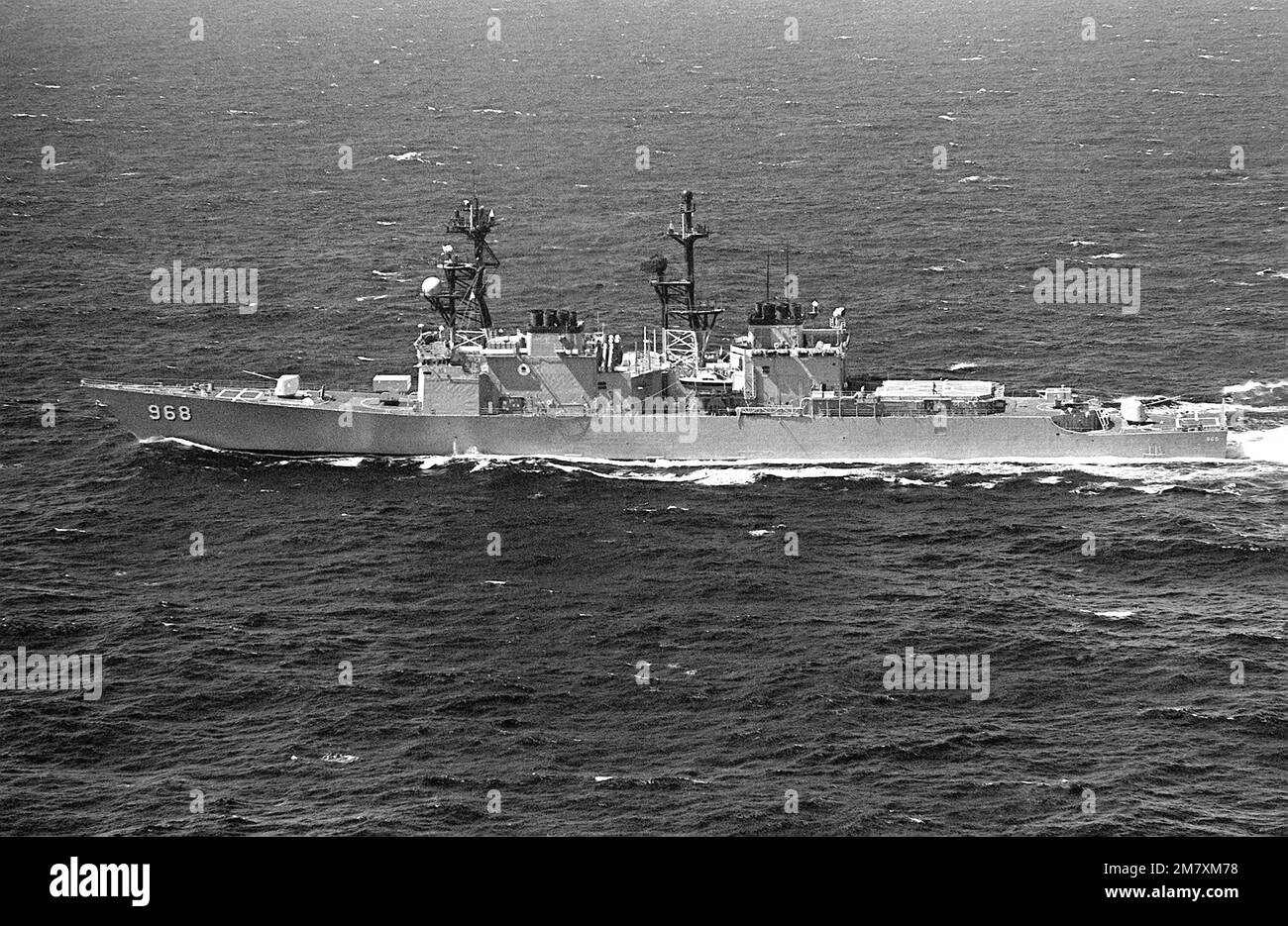 Uss arthur w hi-res stock photography and images - Alamy