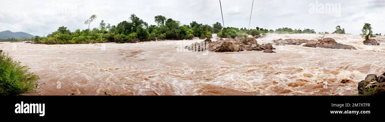 Tropical overflow hi-res stock photography and images - Alamy
