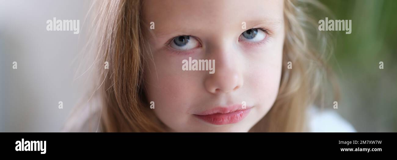 Clueless child hi-res stock photography and images - Alamy