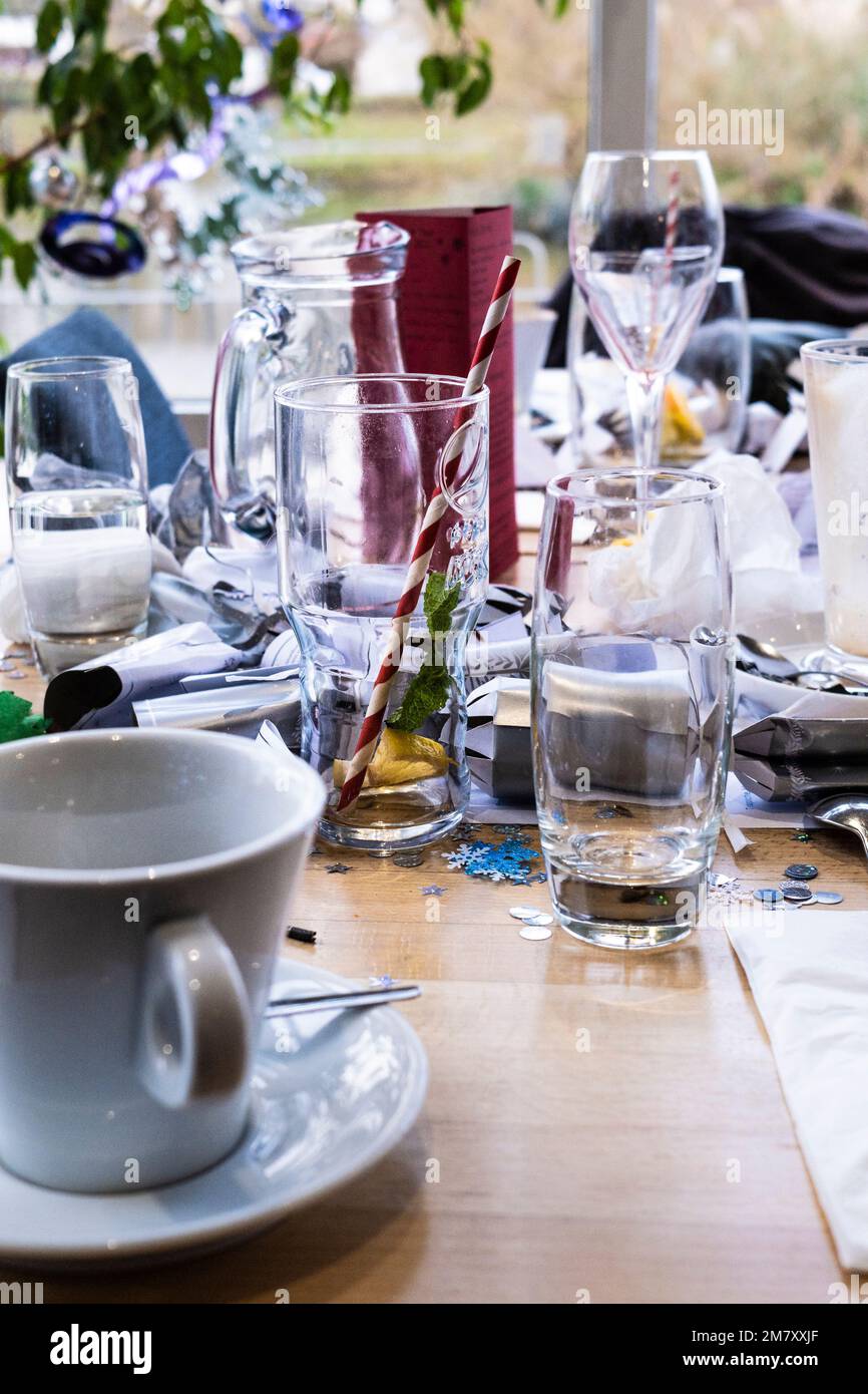 Uncleared tables in a restaurant Stock Photo - Alamy