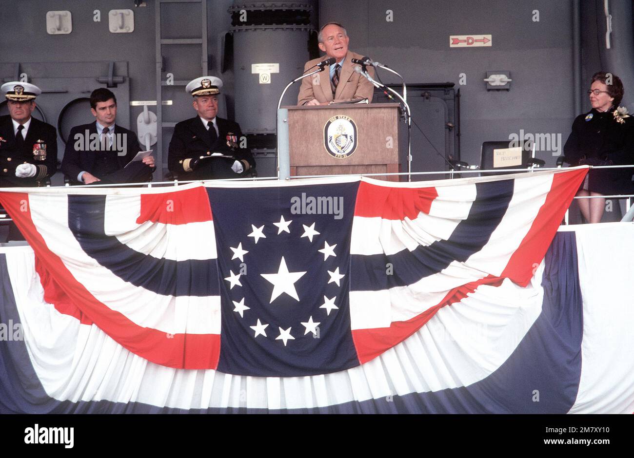 Rep. Joel Pritchard, R-Wash., speaks to the audience during the ...