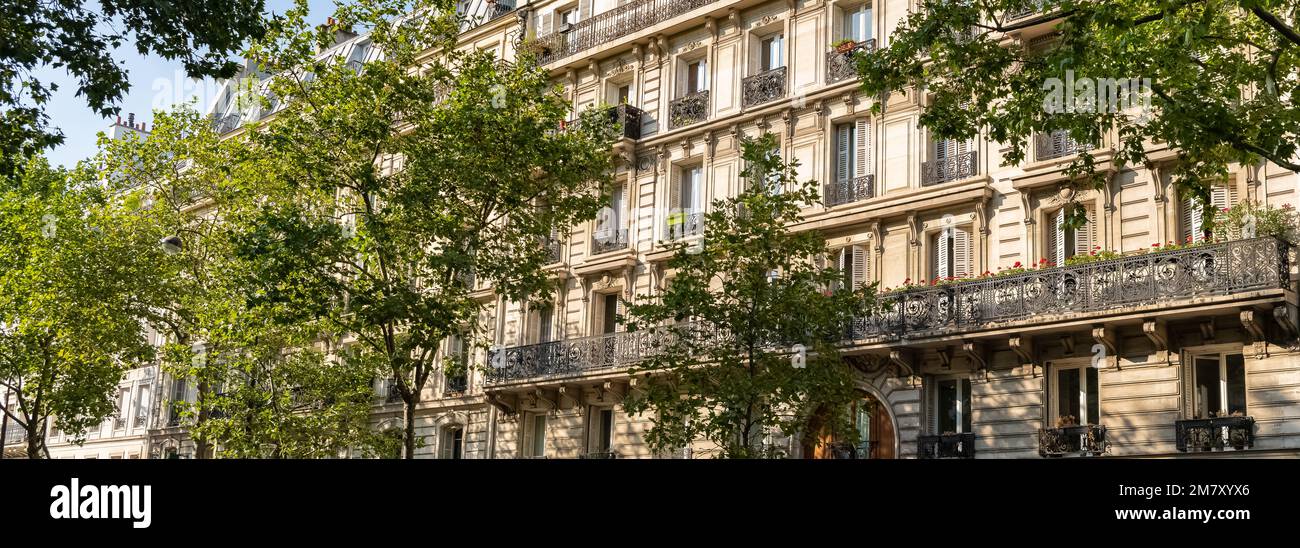 Paris, beautiful building in the 11e district, typical facades Stock ...
