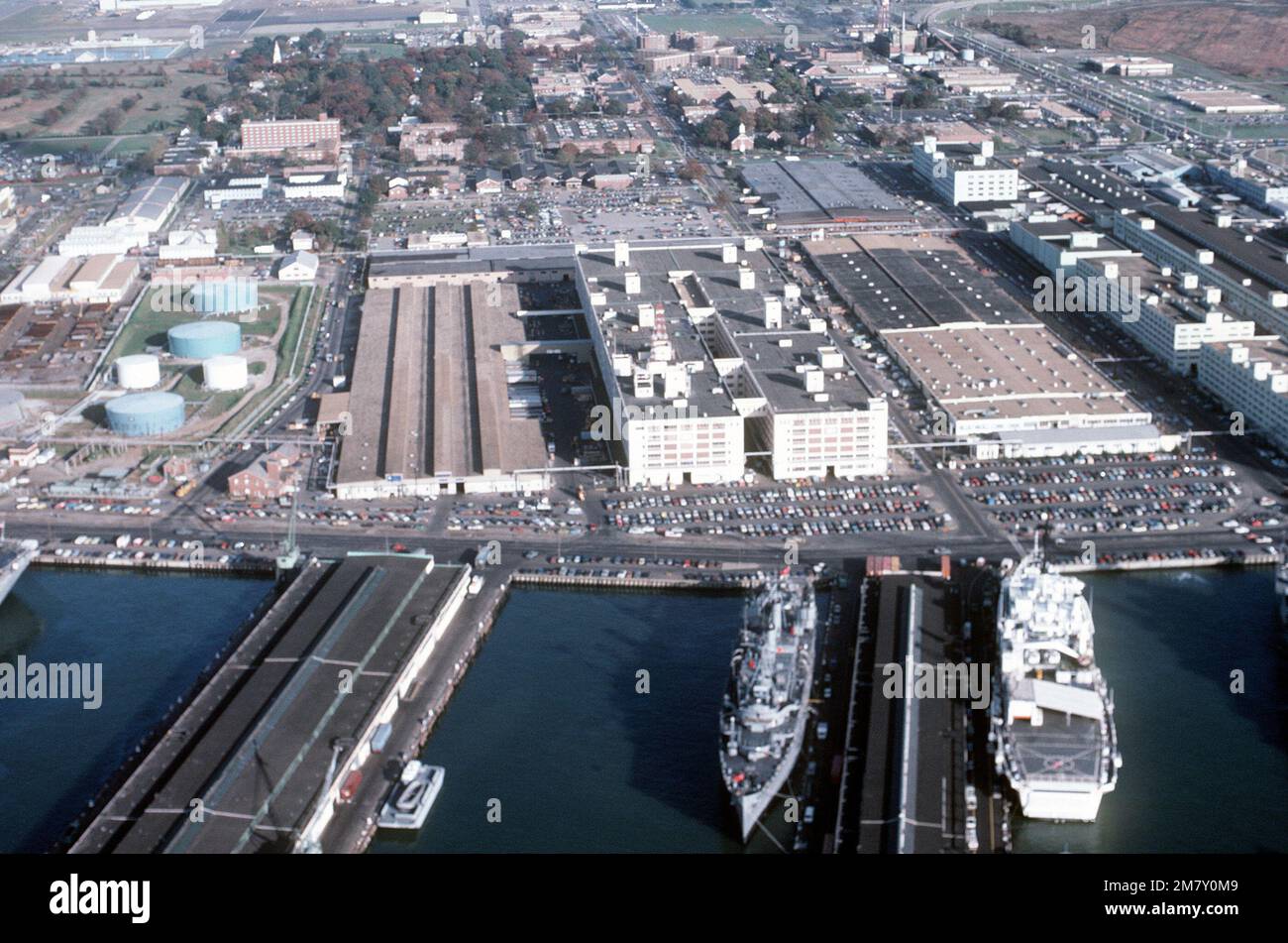 Norfolk naval base aerial hi-res stock photography and images - Alamy