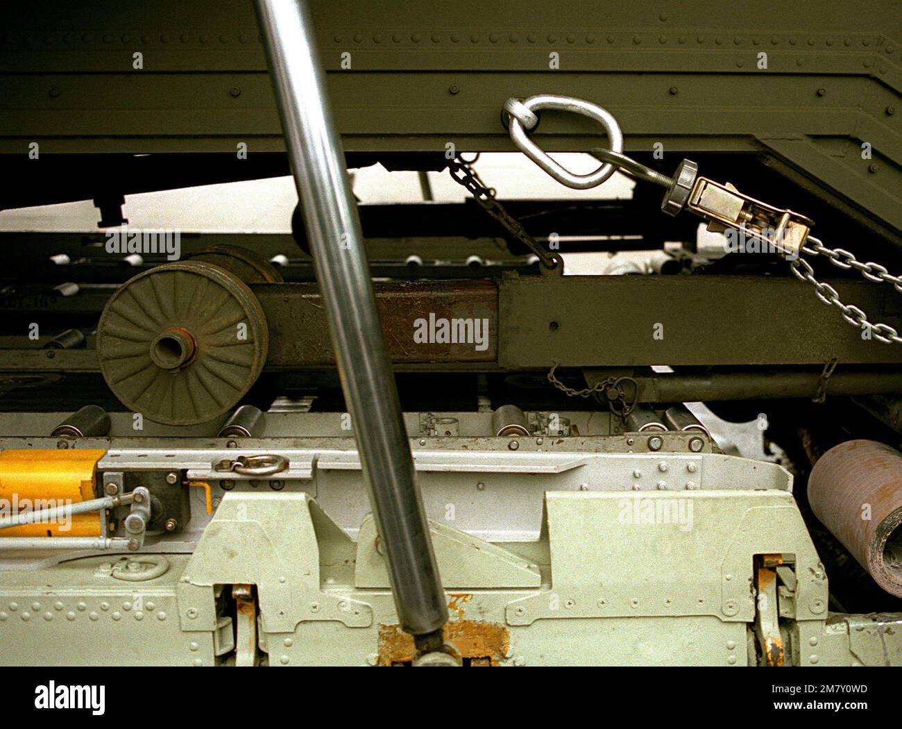 Hercules aircraft cargo ramp hi-res stock photography and images - Alamy