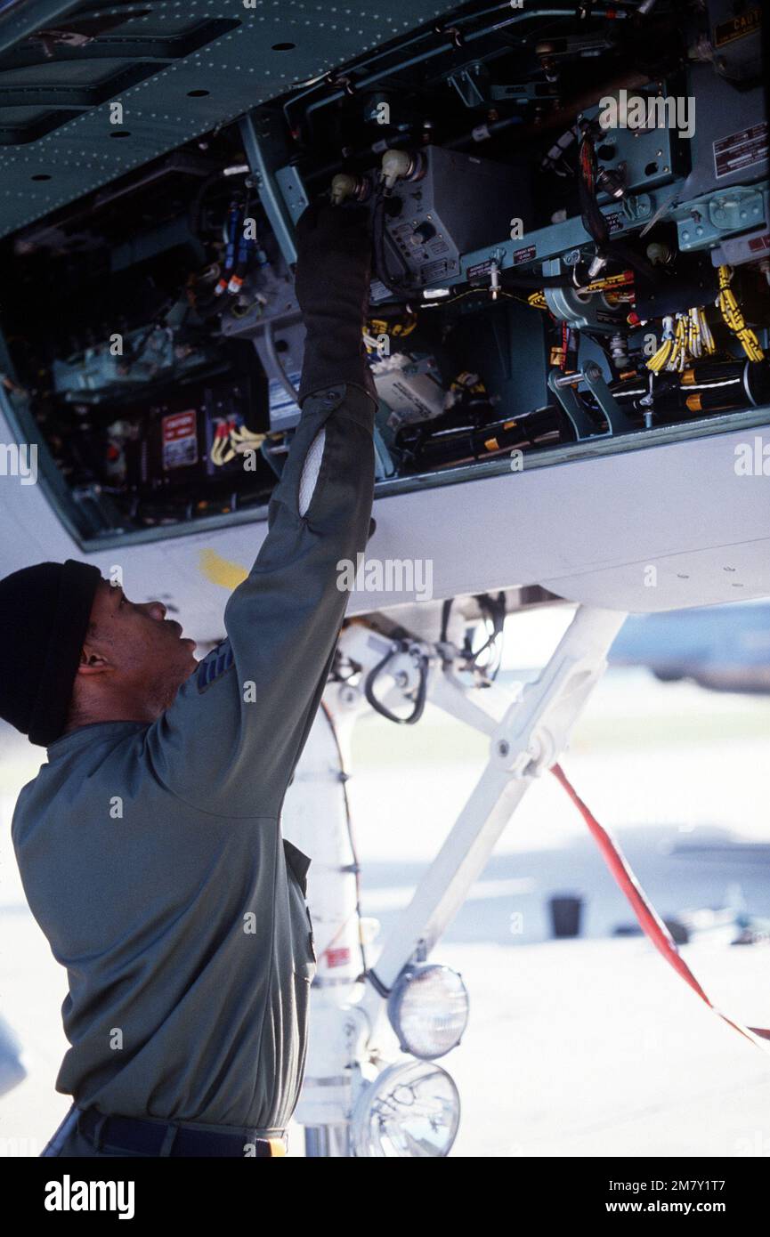 SSGT Larry H. Gonzalez from the 27th Tactical Fighter Squadron prepares ...