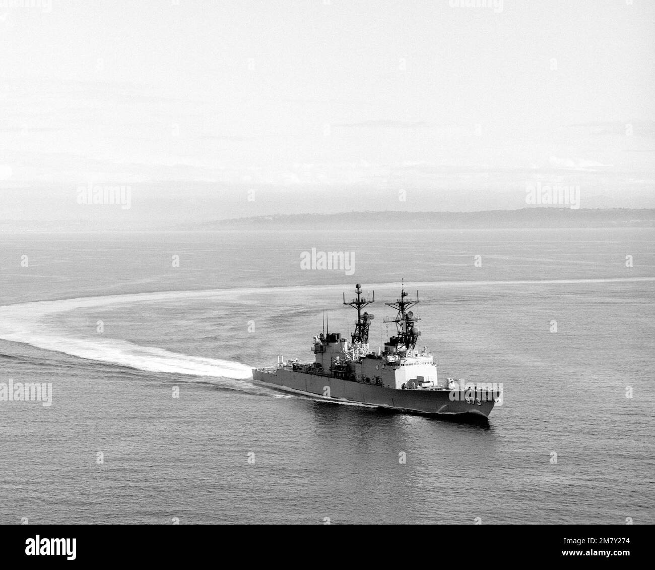 Aerial starboard bow view of the destroyer USS JOHN YOUNG (DD 973 ...