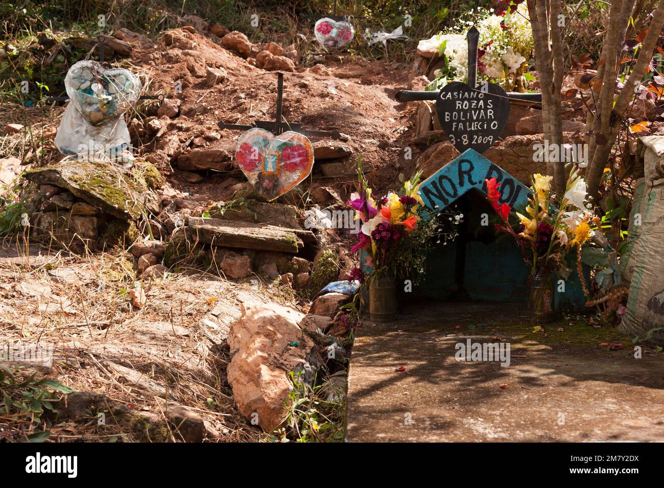 Inca cemetery hi-res stock photography and images - Alamy