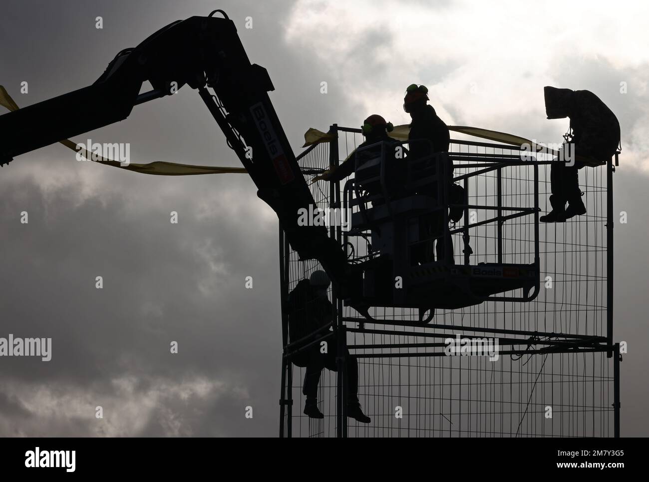 Mining scaffold hi-res stock photography and images - Alamy