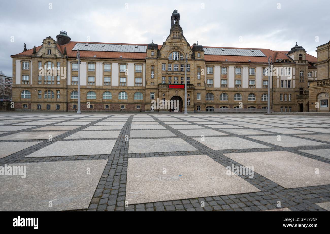 Chemnitz, Germany. 11th Jan, 2023. View of the museum on Theaterplatz ...
