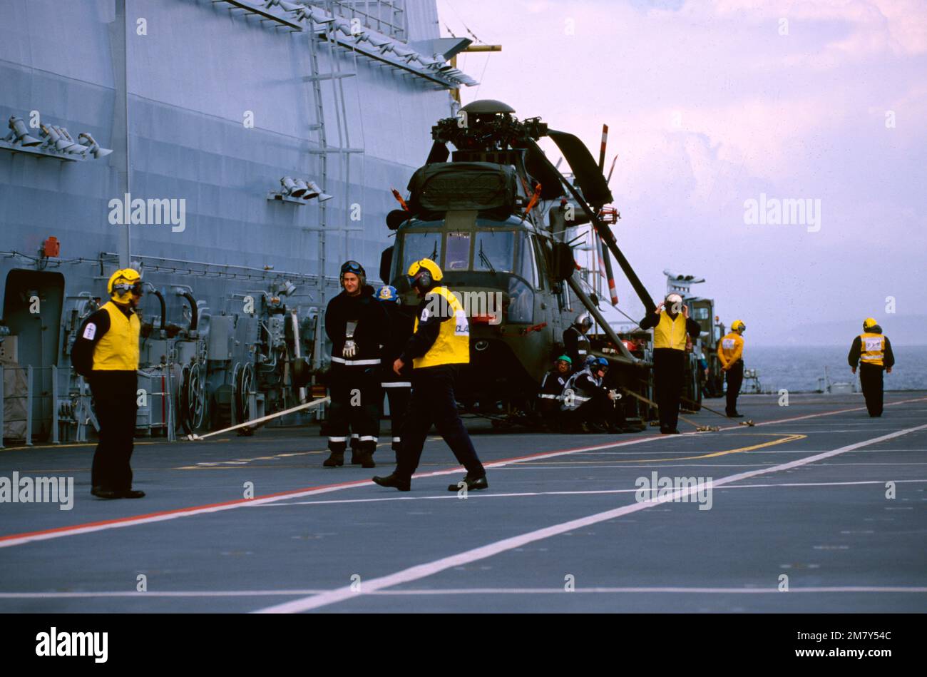 Westland Sea King HC4 Commando, Junglie, operated by the Royal Navy ...