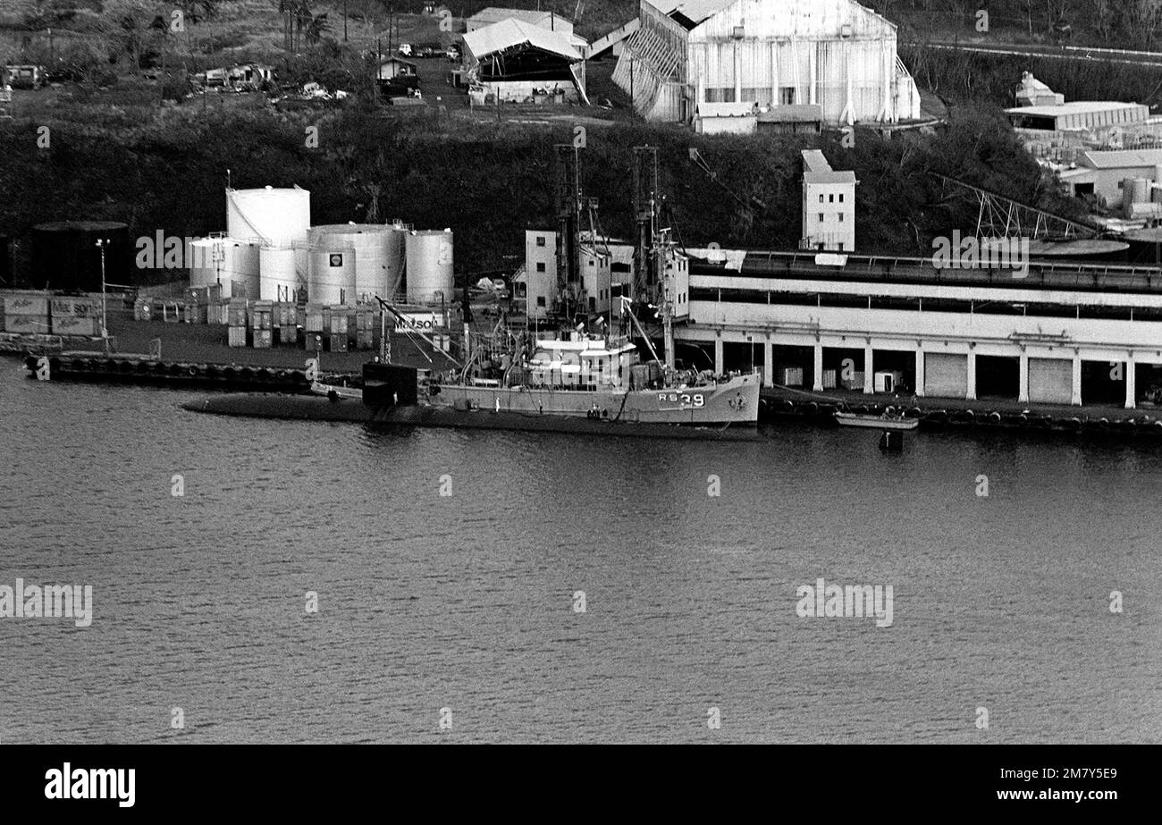 Aerial port view of the nuclear-powered attack submarine USS ...