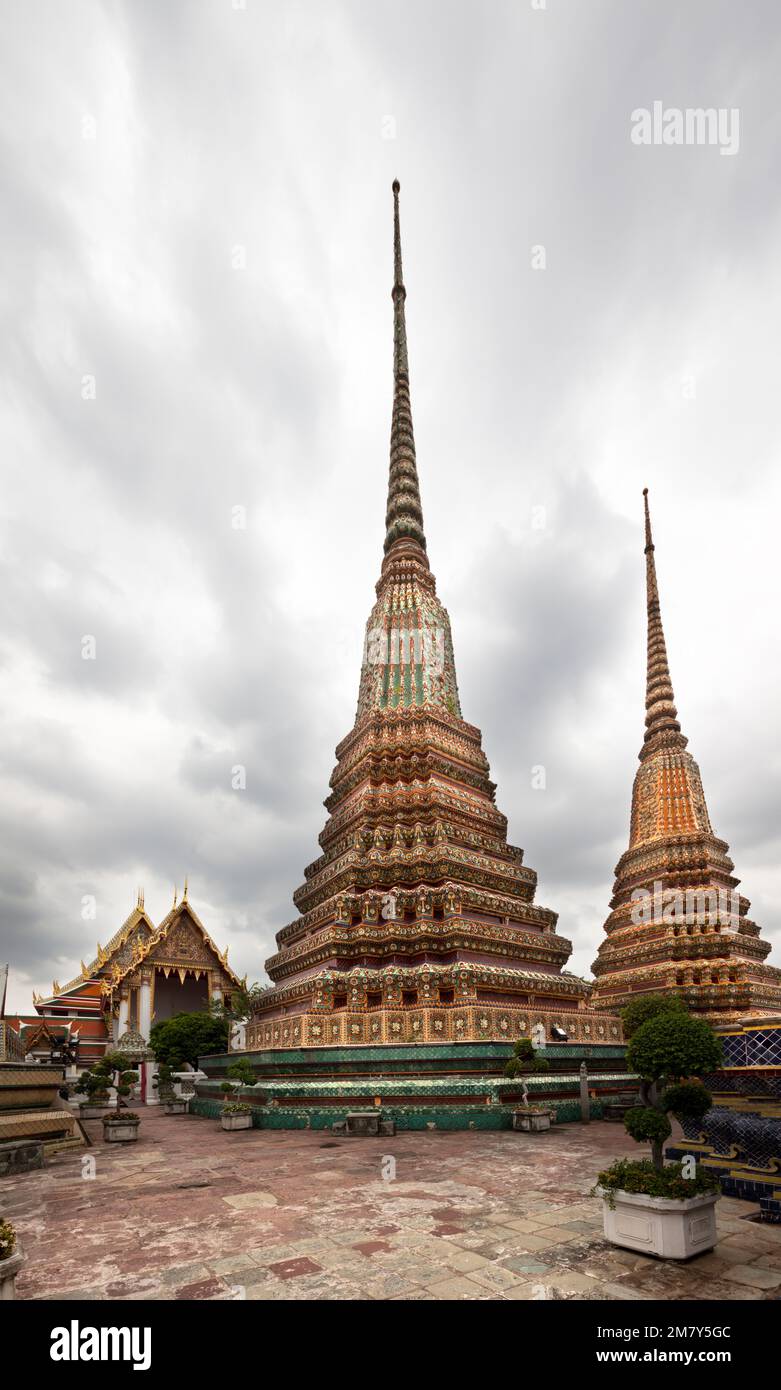 Stone stupa. Bangkok Stock Photo - Alamy