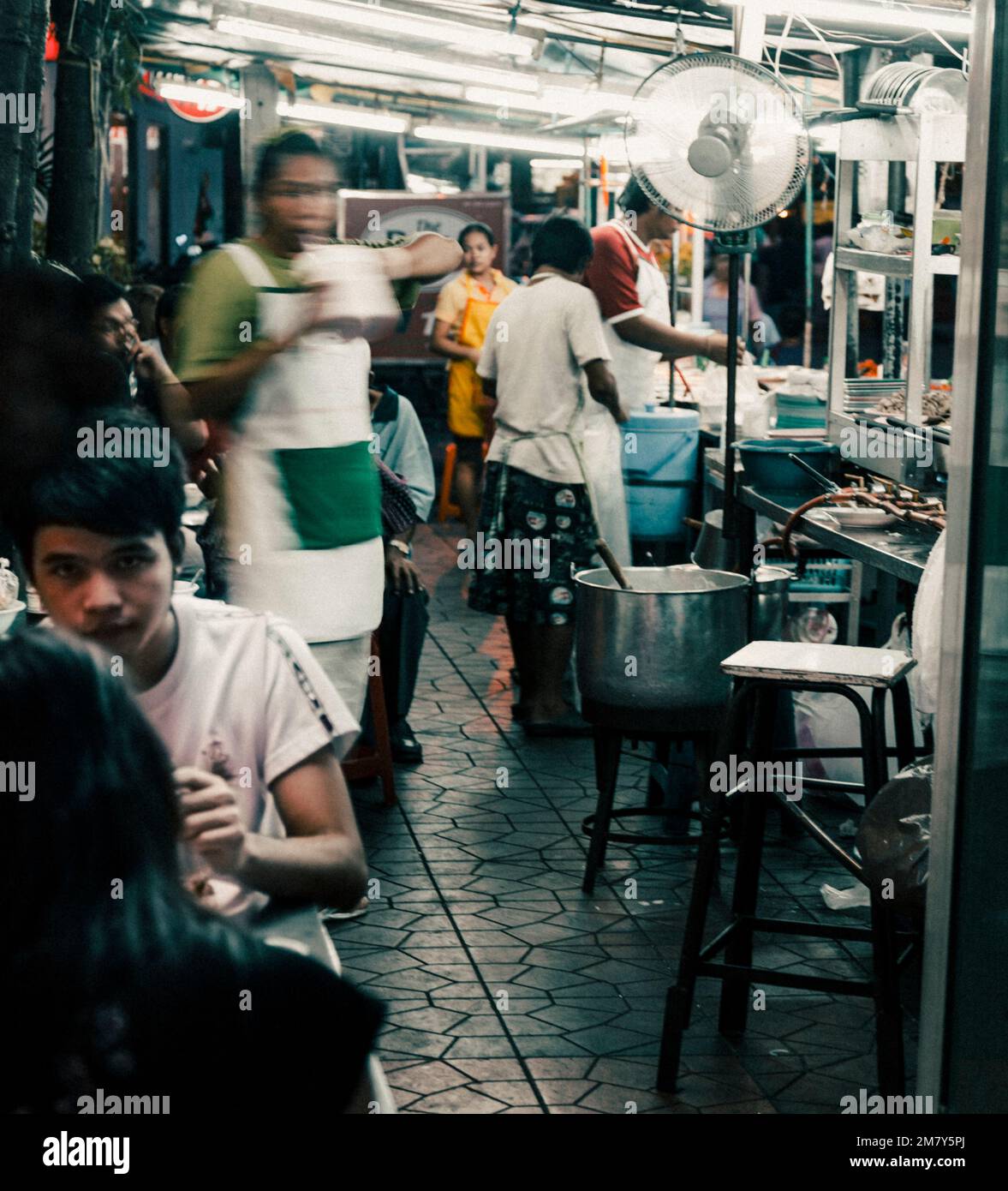 Restaurants in Bangkok Stock Photo - Alamy