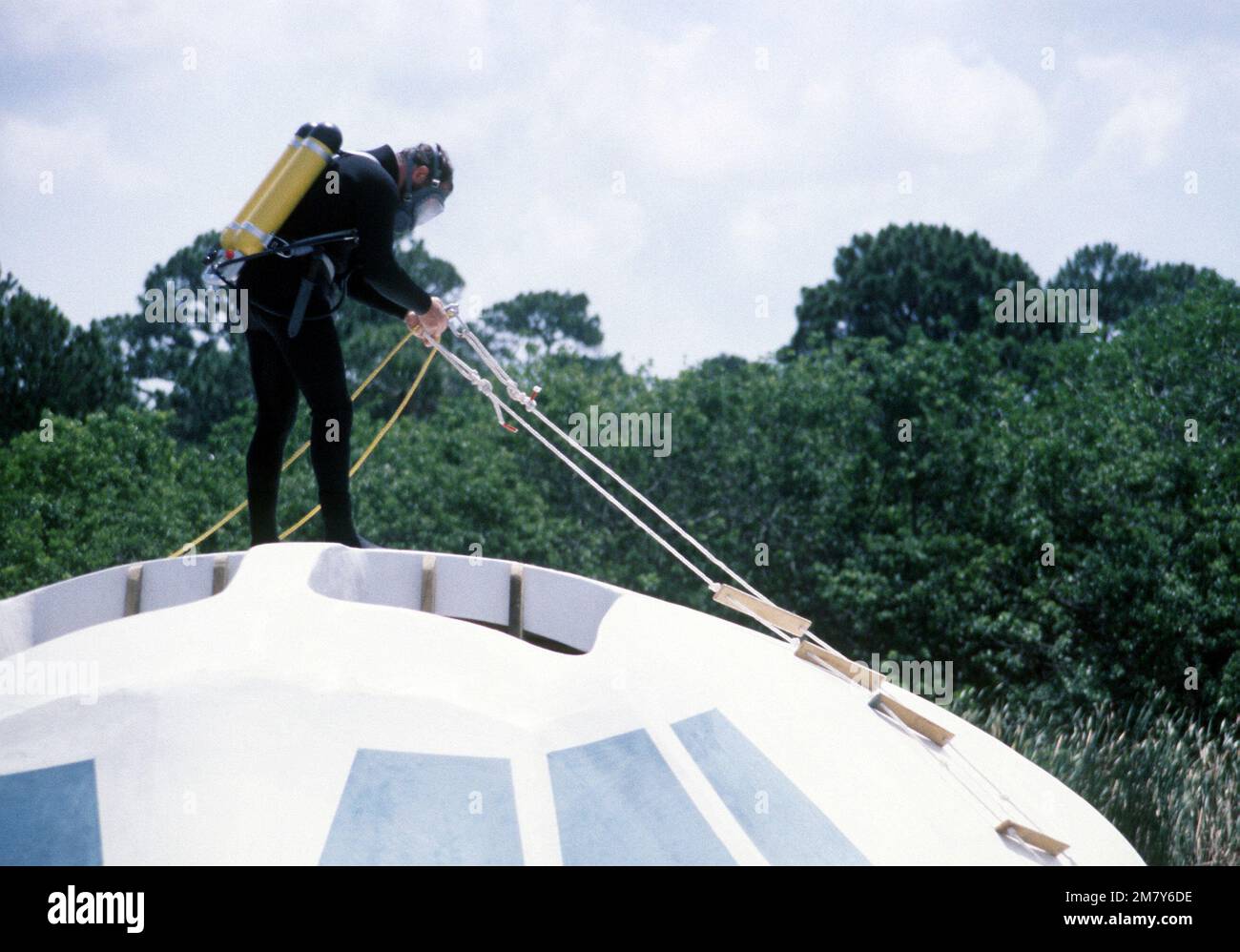 Space shuttle columbia recovery hi-res stock photography and images - Alamy