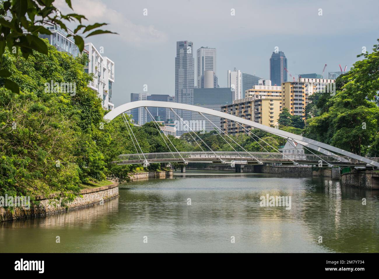 The Robertson Bridge, built in 1998, is a pedestrian bridge over the ...