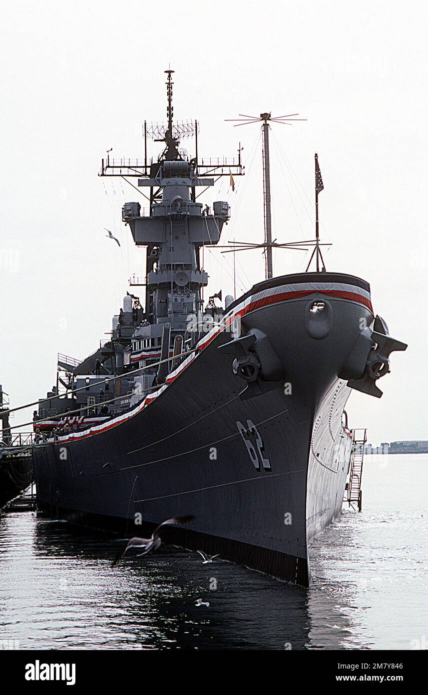 A starboard bow view of the battleship USS NEW JERSEY (BB-62) during ...
