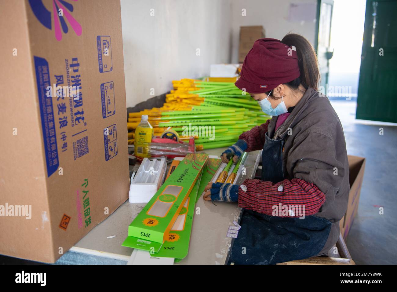 Changsha, China's Hunan Province. 11th Jan, 2023. An employee makes ...