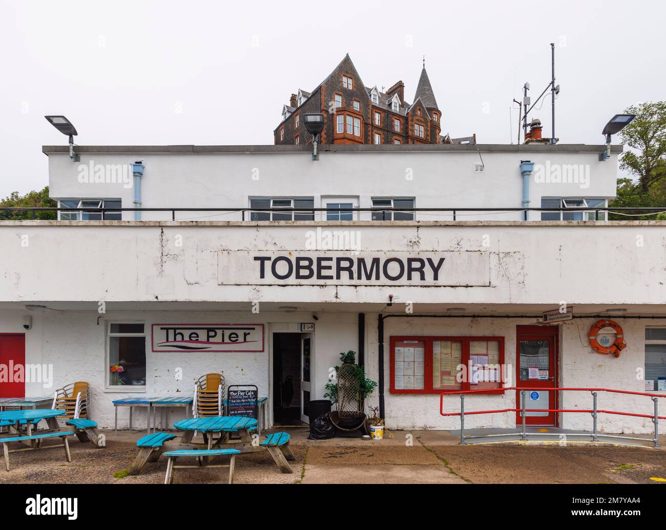 The pier at Tobermoray, a coastal village on the Isle of Mull, Inner ...