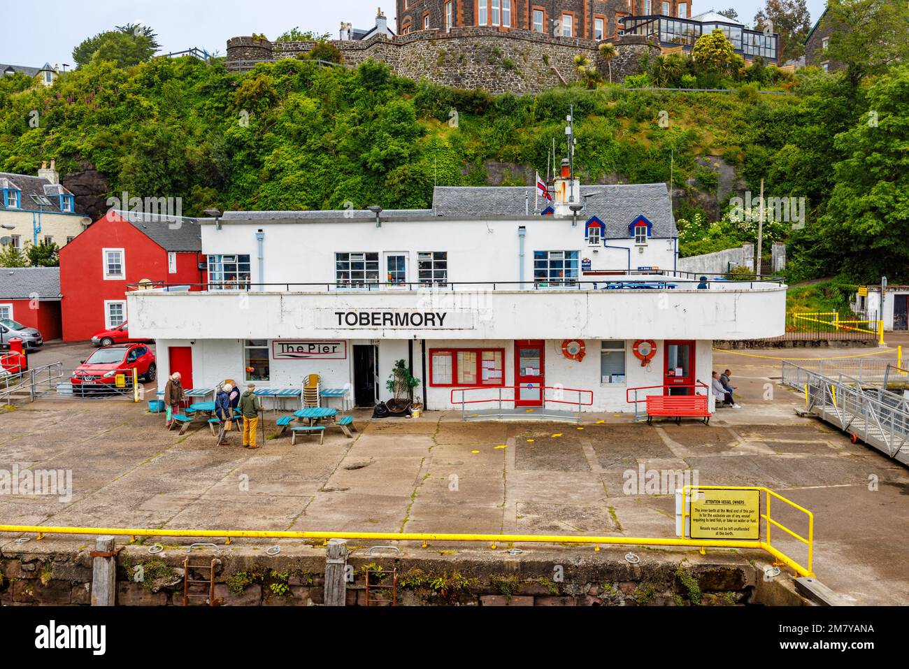 The pier at Tobermoray, a coastal village on the Isle of Mull, Inner ...