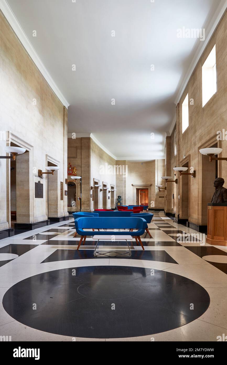 City hall bristol interiors hi-res stock photography and images - Alamy