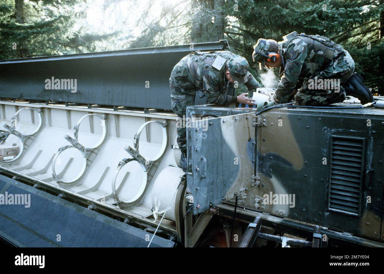 Transporter erector launcher hi-res stock photography and images - Alamy