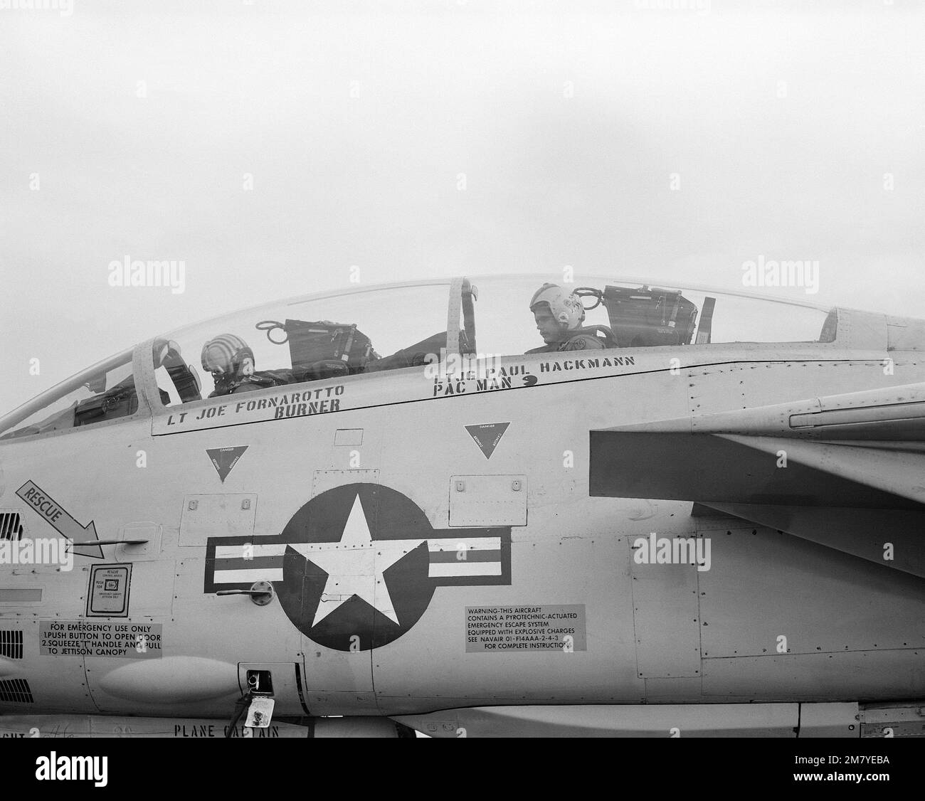 Uss enterprise cvn 65 Black and White Stock Photos & Images - Alamy