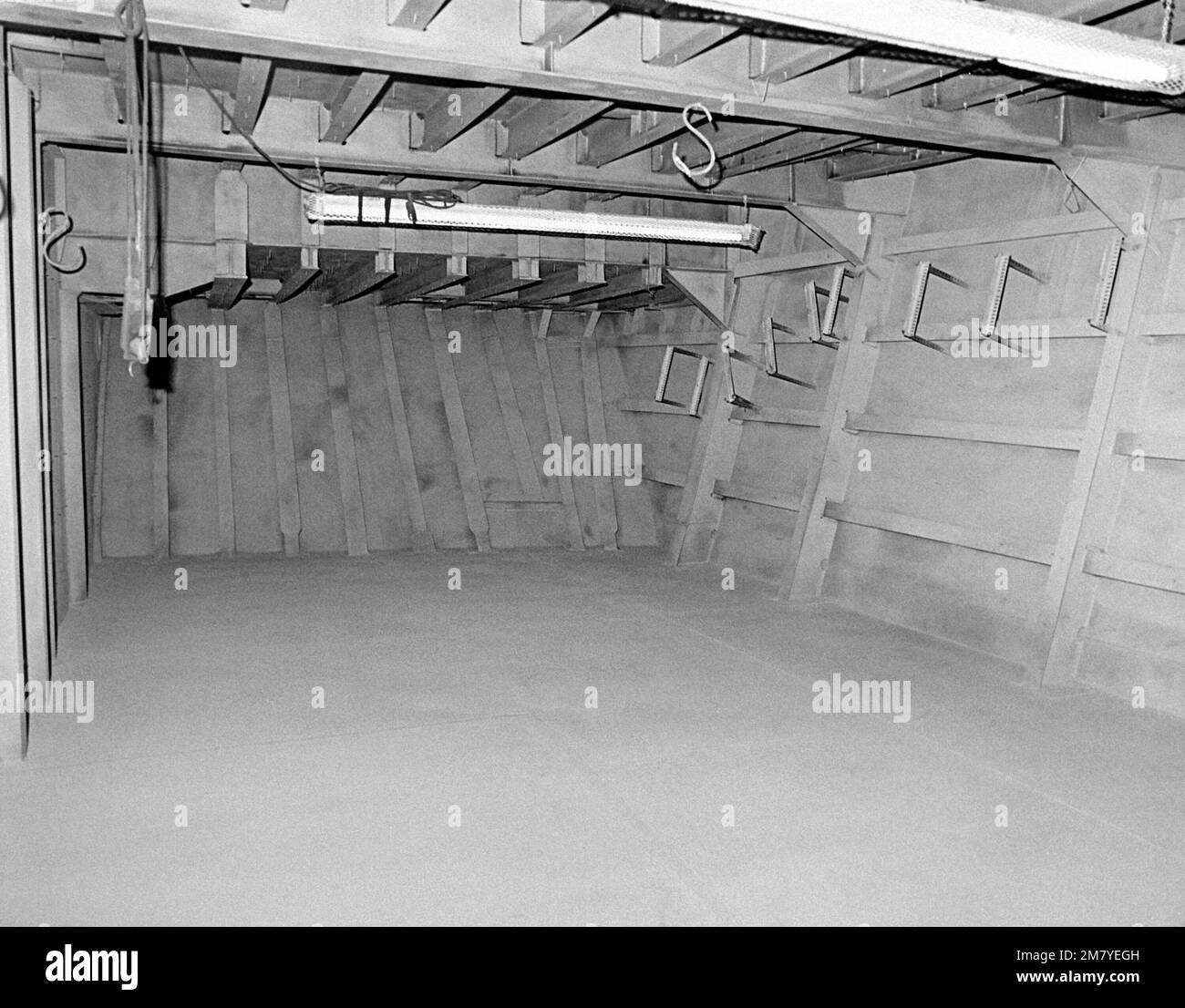 An interior view of the tactical towed array/bathythermograph room on ...