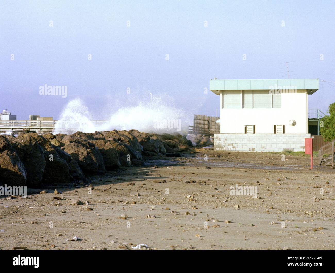 Naval officers club hi-res stock photography and images - Alamy