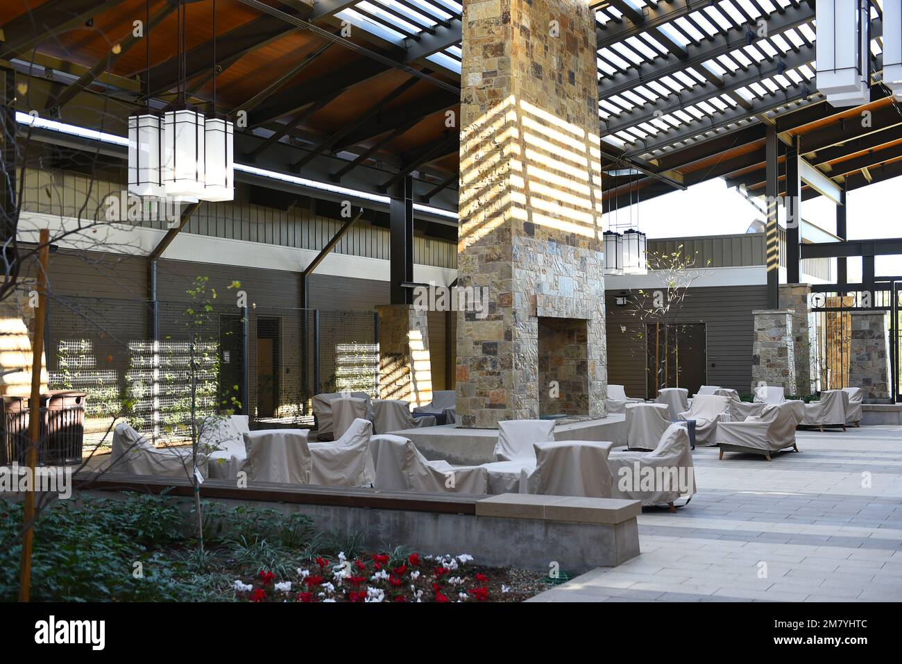 LAKE FOREST, CALIFORNIA - 8 JAN 2023: Community Center Atrium in the ...