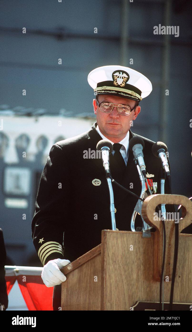 CAPT David G. Kalb, supervisor of shipbuilding conversion and repair ...