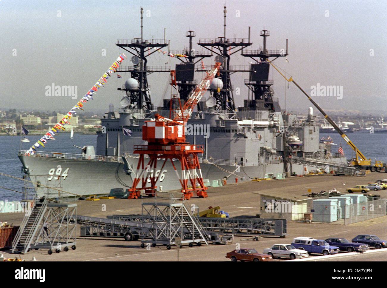 A port bow view of the destroyers USS CALLAGHAN (DD-994) and USS ...
