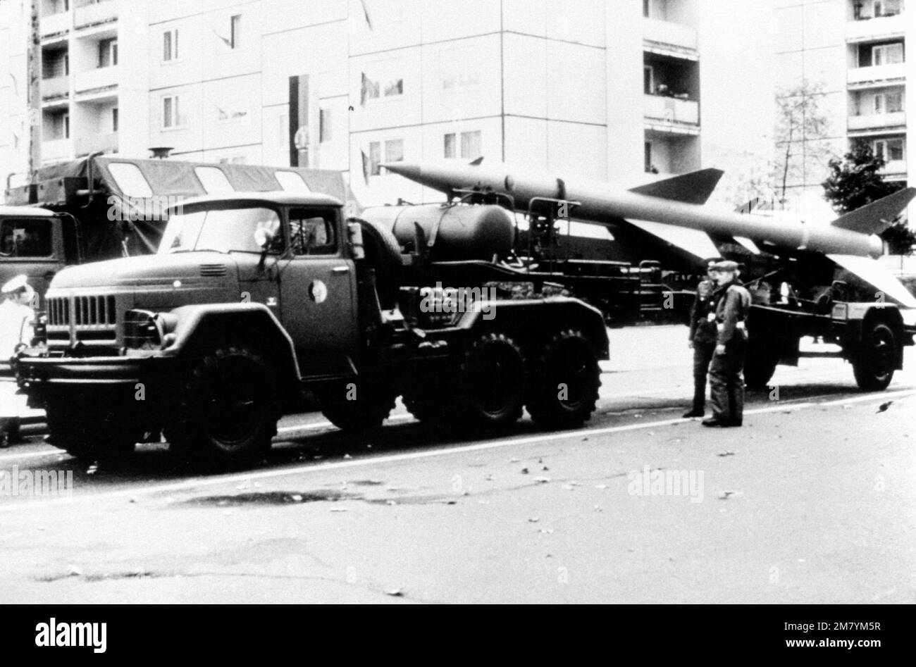 East german army hi-res stock photography and images - Alamy