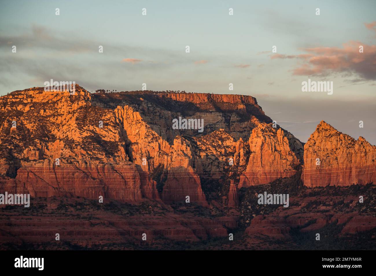 Sedona is an Arizona town surrounded by red-rock buttes, steep canyon ...