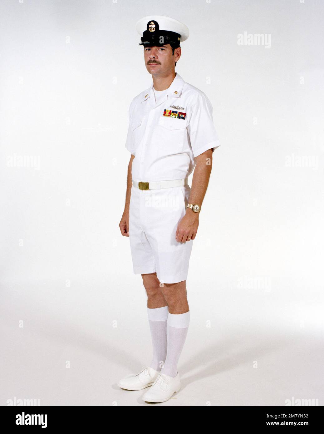 Uniform: Tropical white, male Navy chief petty officers. Country ...